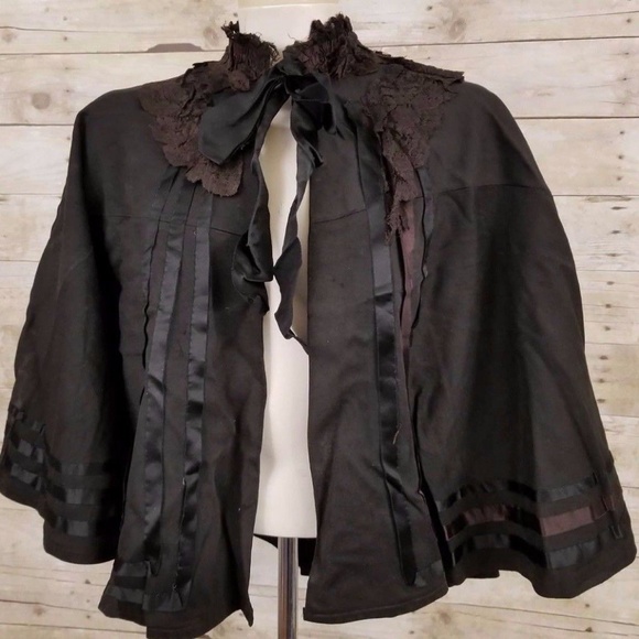 Vintage | Jackets & Coats | Vintage Victorian 88s Black Cape Black Lace ...